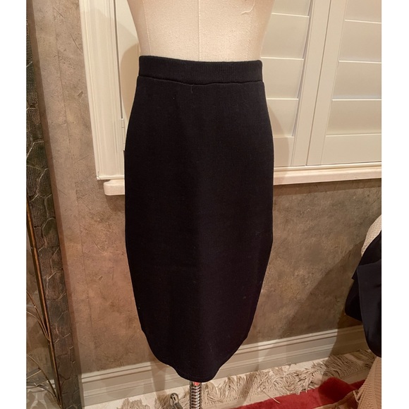 St. John Collection | Skirts | St John Collection Classic Black Knit ...
